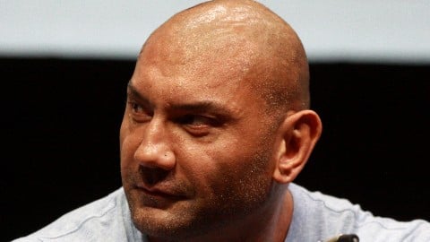 Dave Bautista défie les extraterrestres dans le thriller dystopique ...